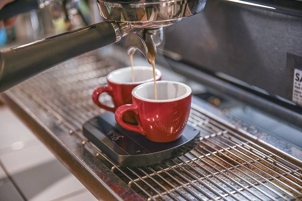 Felicita Arc Waterproof Coffee Scale – The English Coffee Company